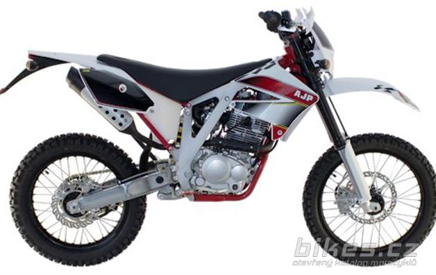 AJP PR3 Enduro 125 - 2021 - technické parametry, názory motorkářů ...