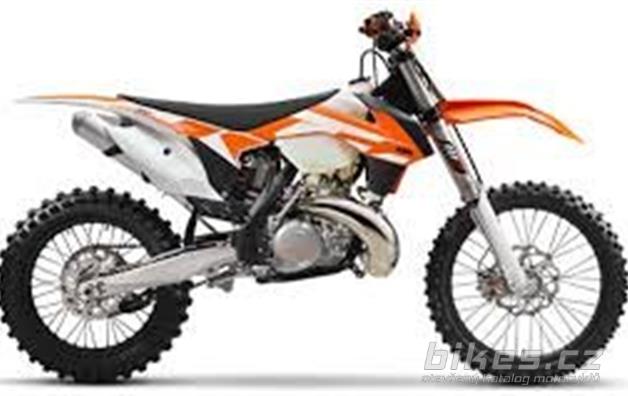 KTM 300 XC - 2013 - technické parametry, názory motorkářů, servisní manuály