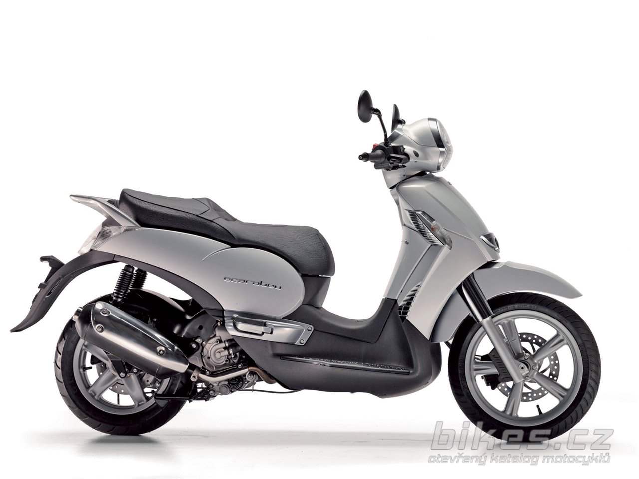 Aprilia Scarabeo 250 - 2002 - technické parametry, názory motorkářů ...