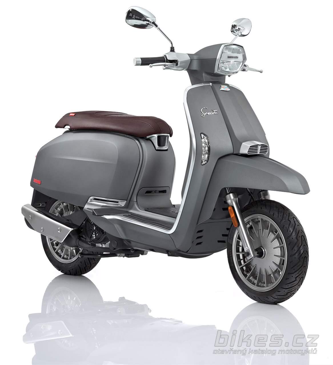 Lambretta V125 Special - 2019 - technické parametry, názory motorkářů, servisní manuály