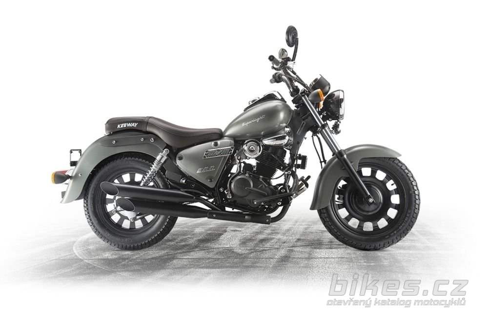Keeway Superlight 125 Limited - 2016 - technické parametry, názory motorkářů, servisní manuály