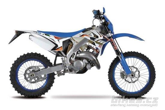 TM Racing EN 144 - 2016 - technické parametry, názory motorkářů ...